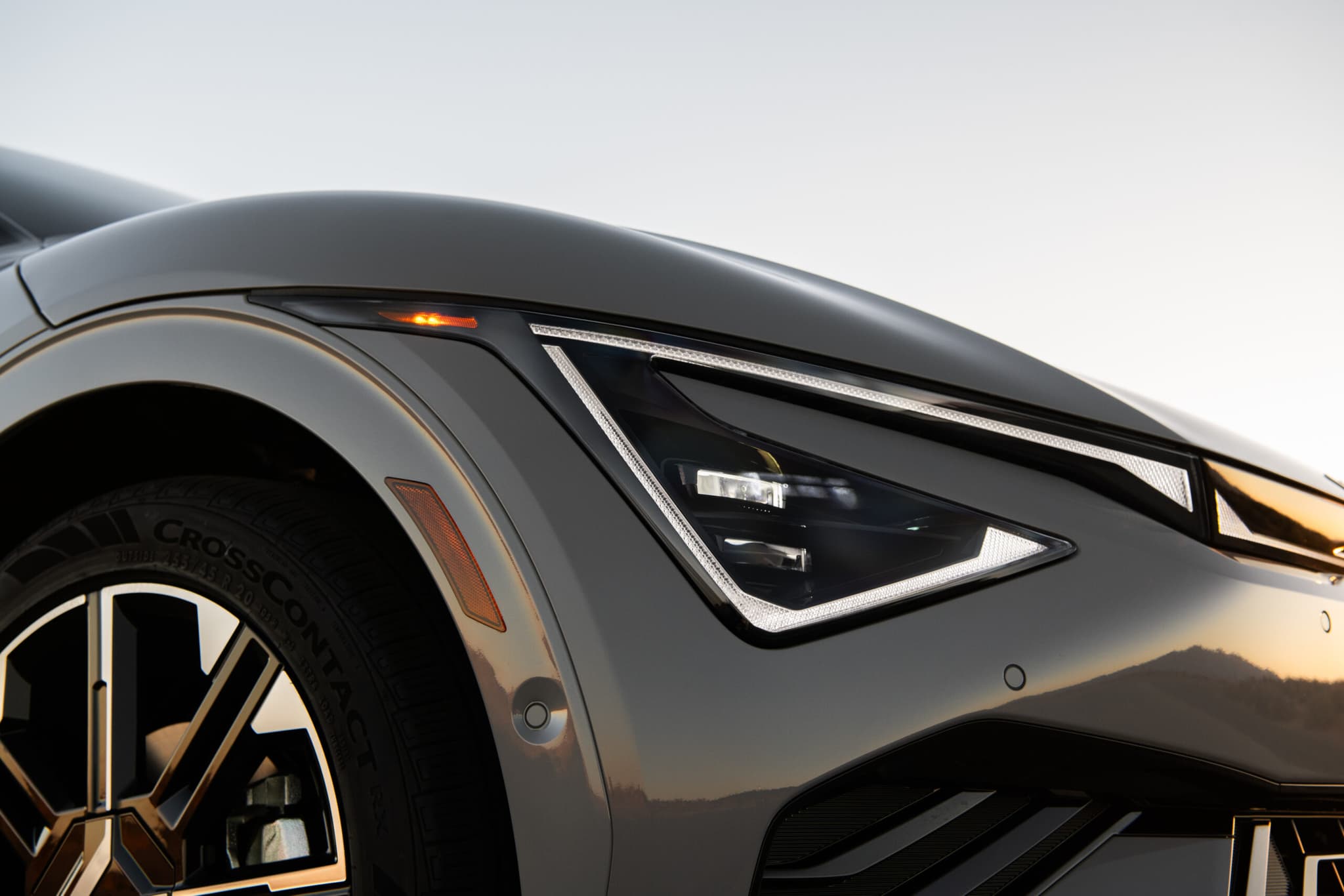 Kia Reveals US-Built 2025 EV6 Pricing with Native NACS Starting at $42,900 | EV.com