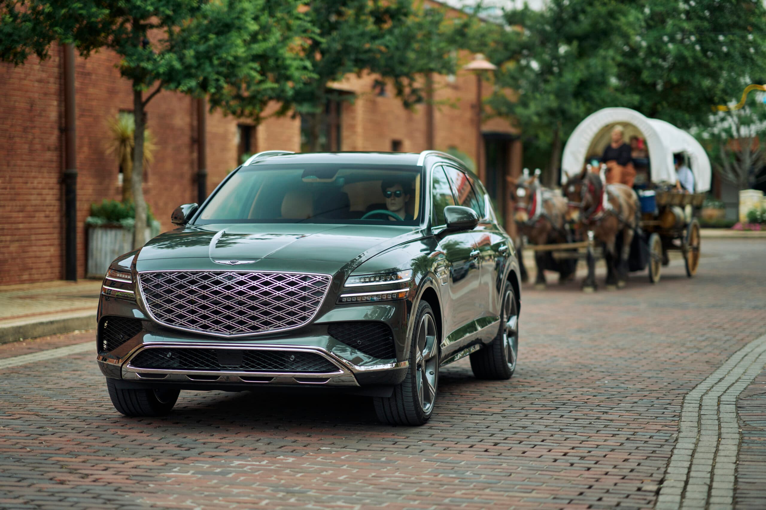 Genesis to Introduce GV80 Hybrid Before All-Electric Model Arrives | EV.com