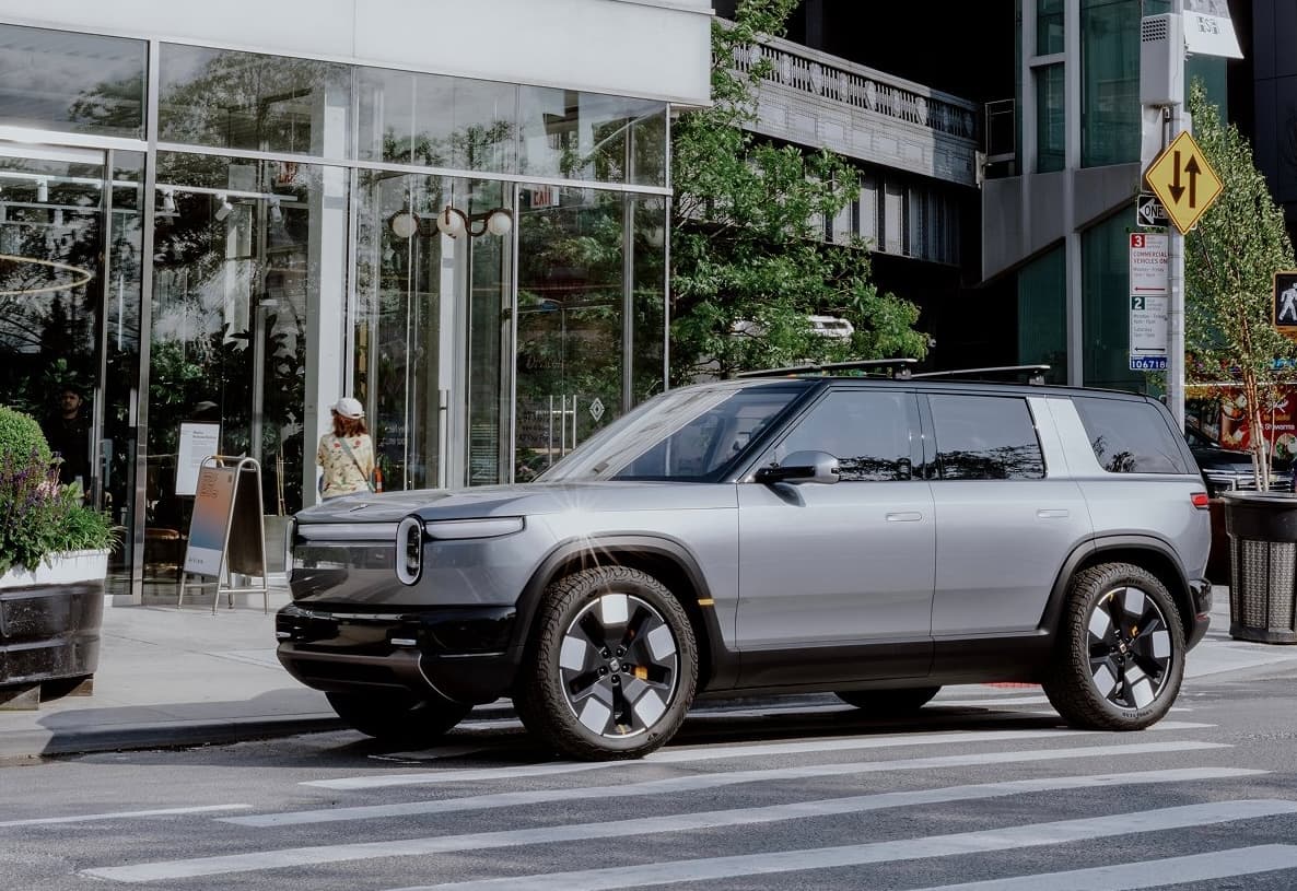 Rivian Shares Rare Look at R2 Vehicle Design Studio | EV.com